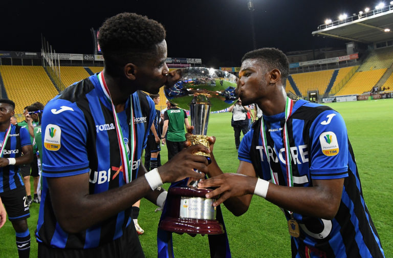Man United star sends message to Caleb Okoli as Leicester teammates ...